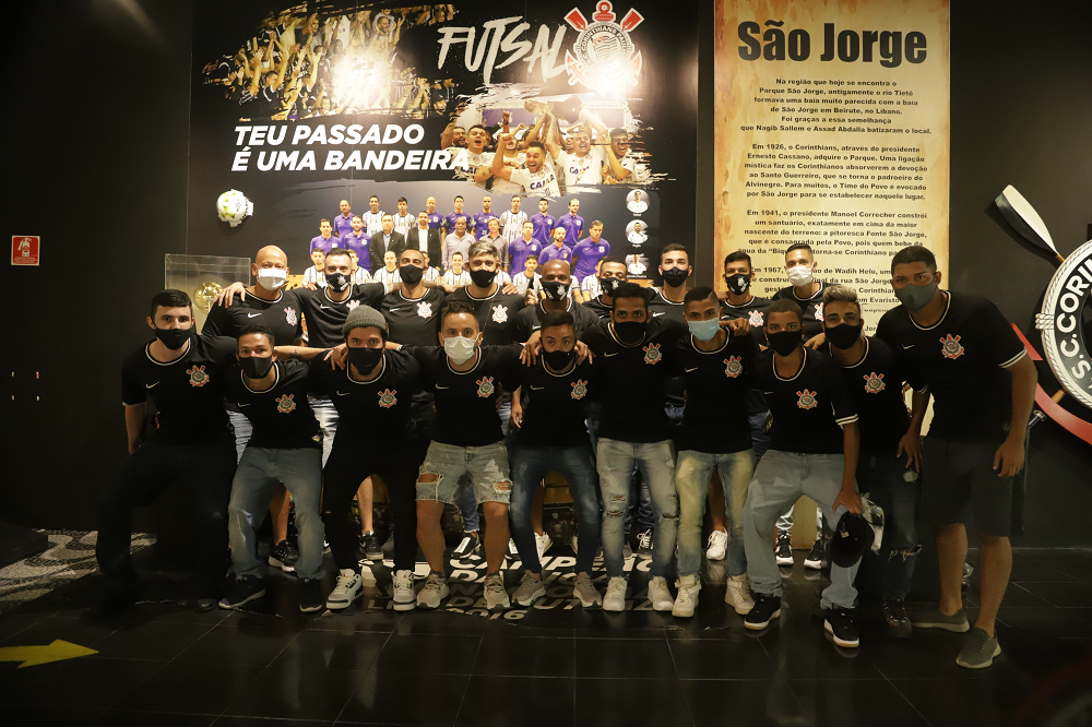 Corinthians se apresenta para temporada 2021 – LNF