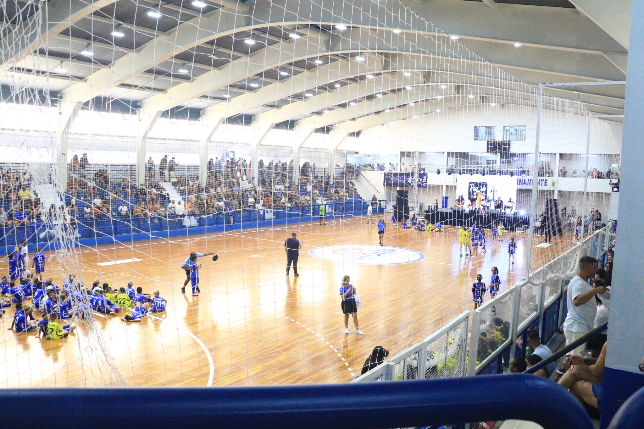 Santo André Intelli realiza apresentação oficial com elenco, base e ...