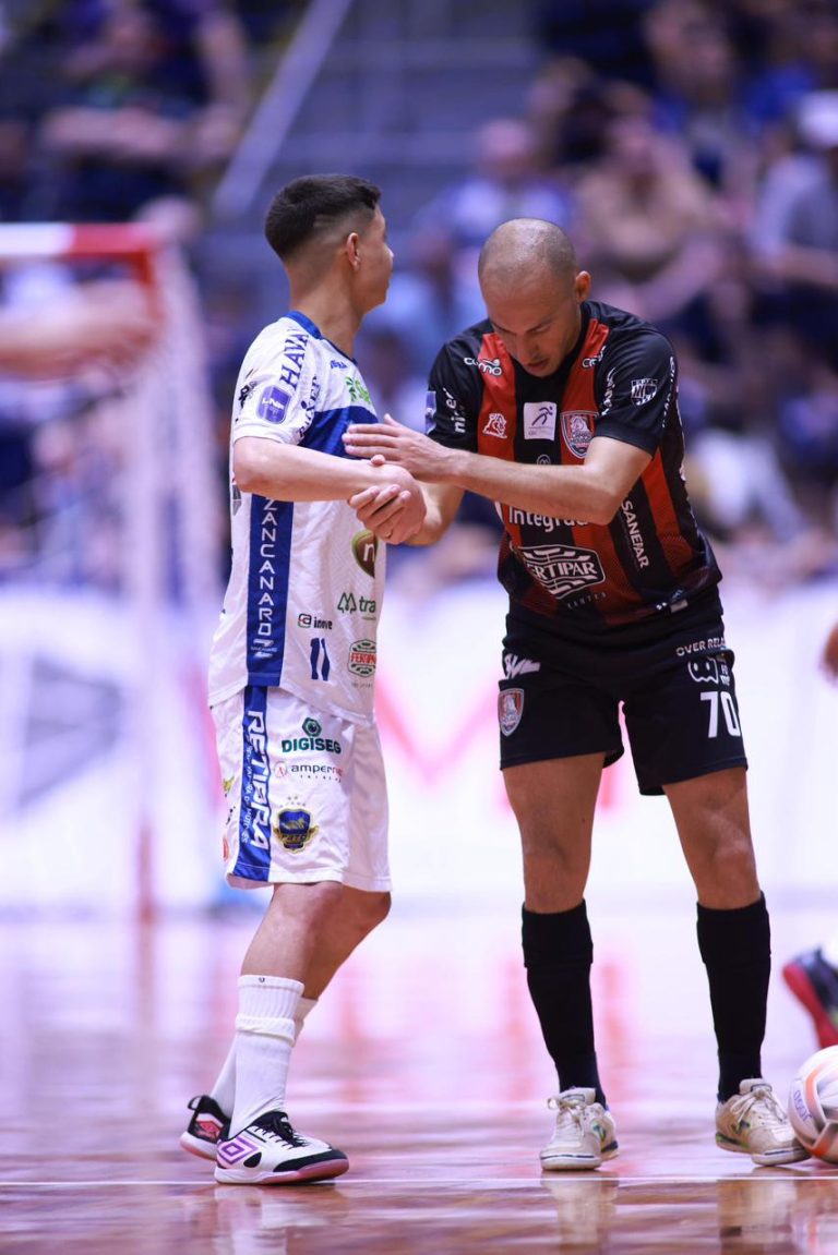 Pato e Campo Mourão ficam no empate no primeiro confronto das oitavas ...